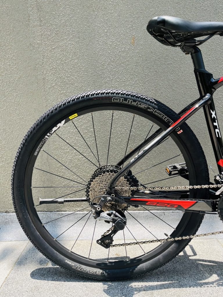Xe đạp Giant XTC820 2020 – Xe đạp lướt